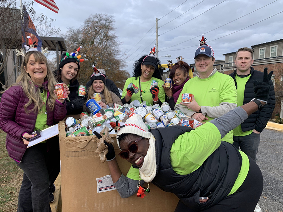 Pope & Land Volunteers at 11Alive’s 40th Anniversary Can-A-Thon | Pope ...