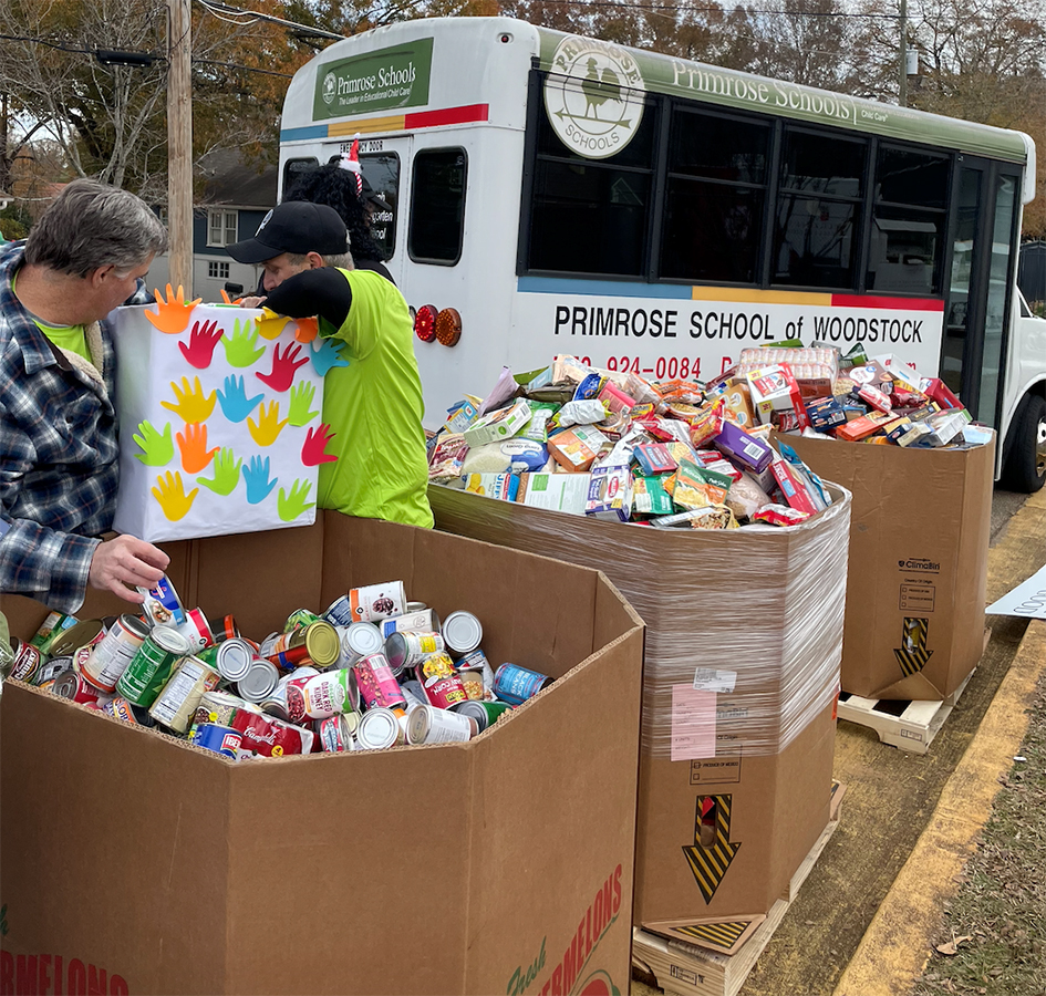 Pope & Land Volunteers at 11Alive’s 40th Anniversary Can-A-Thon | Pope ...